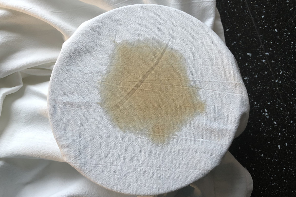 How To Remove Tea Stains From White Clothes (the easy way) - Sparkling ...