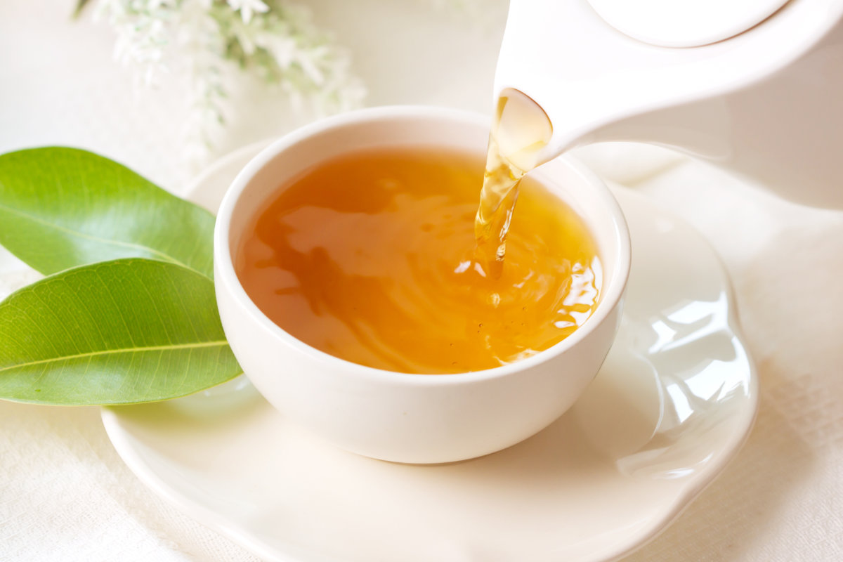 How To Remove Tea Stains From White Clothes (the easy way) - Sparkling ...