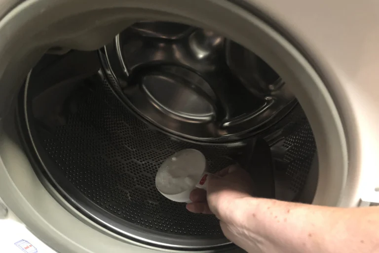 How To Clean Out and Sanitize A Smelly Washing Machine With This Simple ...