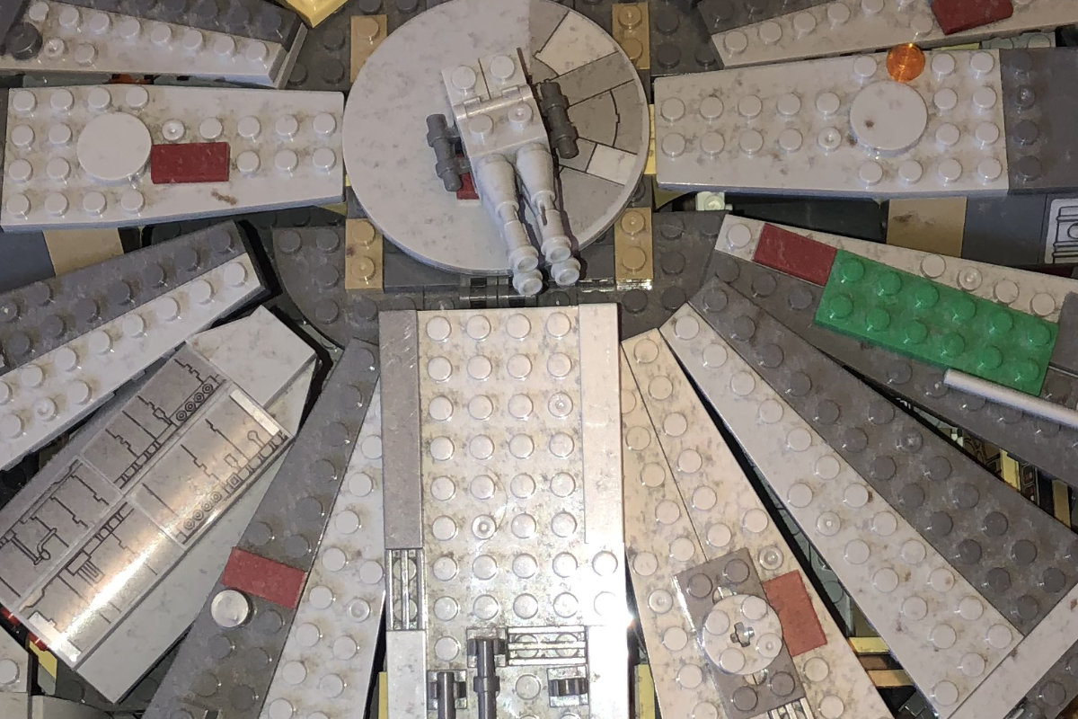 How To Keep LEGO Dust Free (and quickly clean it off) - Sparkling Penny