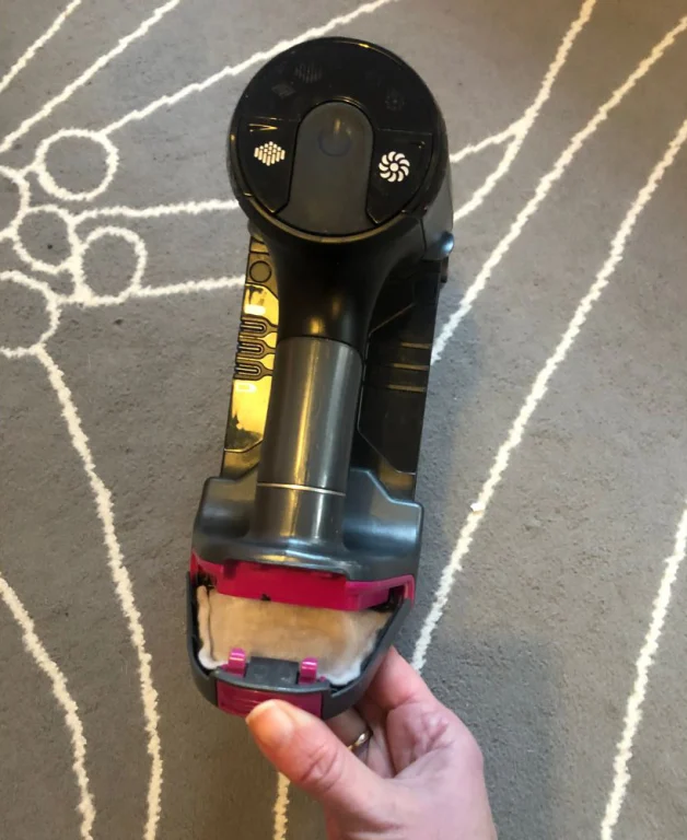 How To Clean Your Shark Cordless DuoClean Vacuum Brush - Sparkling Penny